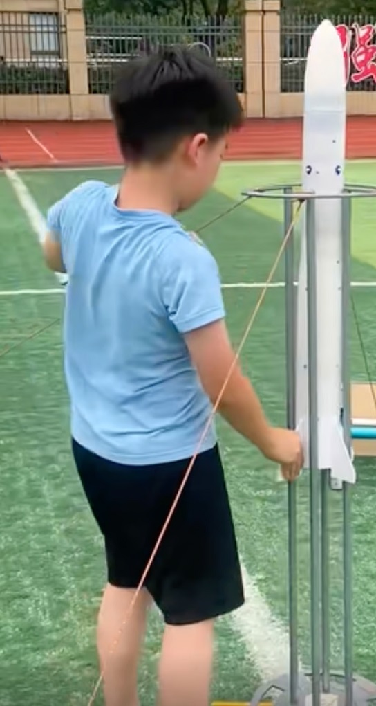 RBN - Bocah Asal China 11 Tahun Menulis 600 Baris Kode Untuk Membangun ...